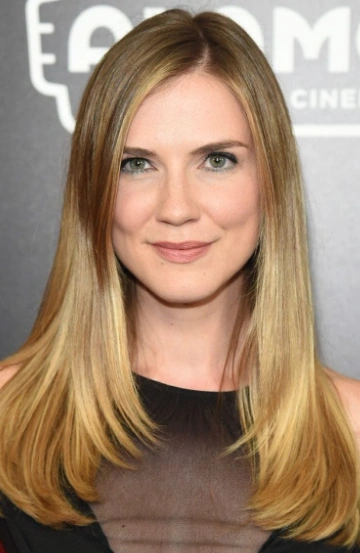 Sara Canning | Voice Actors from the world Wikia | Fandom