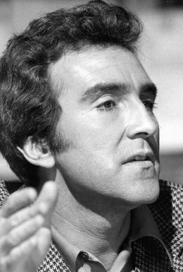 Pedro Armendáriz Jr. | Voice Actors from the world Wikia | Fandom