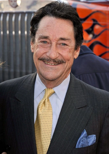 Peter Cullen | Voice Actors from the world Wikia | Fandom
