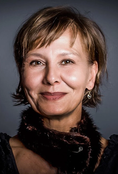 Dorette Hugo | Voice Actors from the world Wikia | Fandom