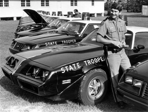 Pontiac Firebird | Wiki Voitures de police | Fandom