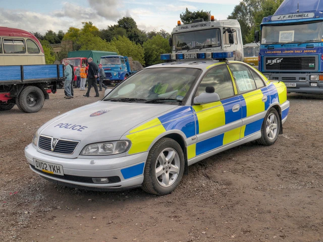 Vauxhall Omega | Wiki Voitures de police | Fandom