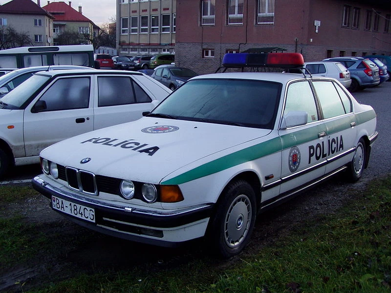 BMW Série 7 | Wiki Voitures de police | Fandom
