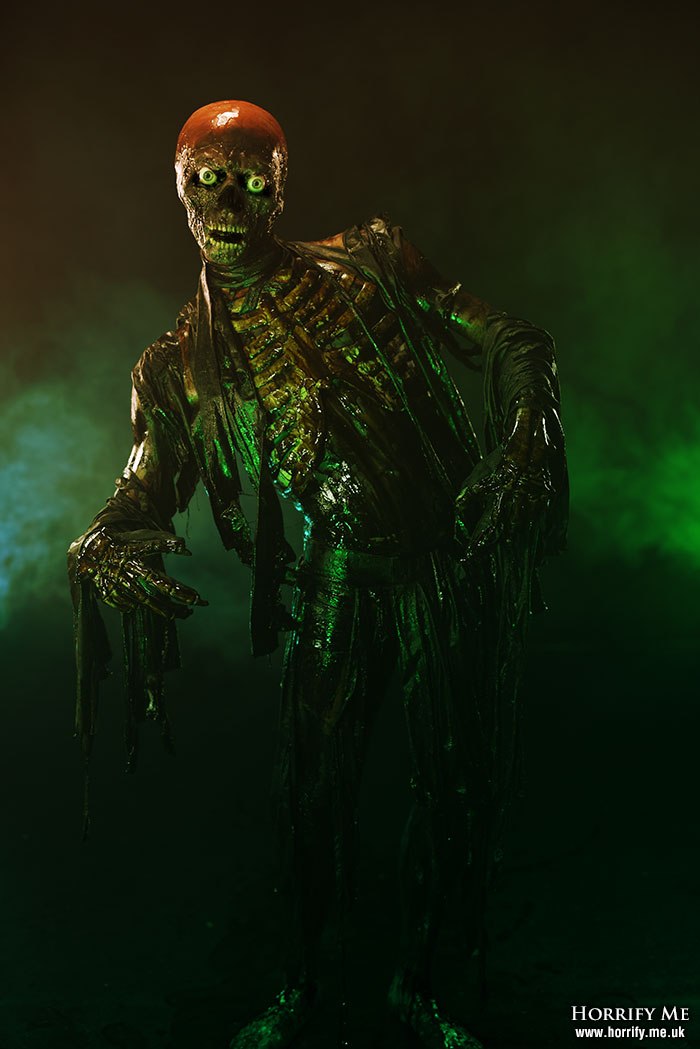 Zombie (Return of the Living Dead) | VS Battles Wiki | Fandom