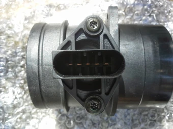 Mass Air Flow Sensor | VW Eurovan Wiki | Fandom