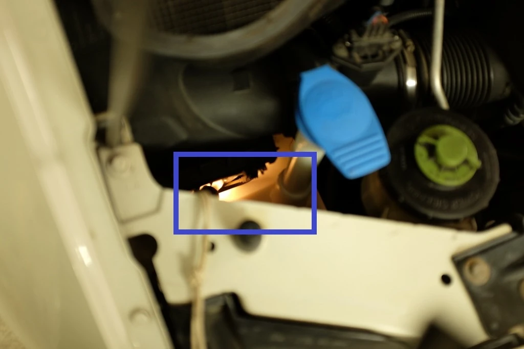 Rear Windshield Washer | VW Eurovan Wiki | Fandom