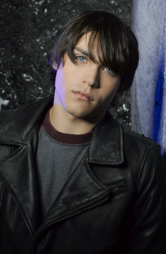 Tyler Evans | V | Fandom