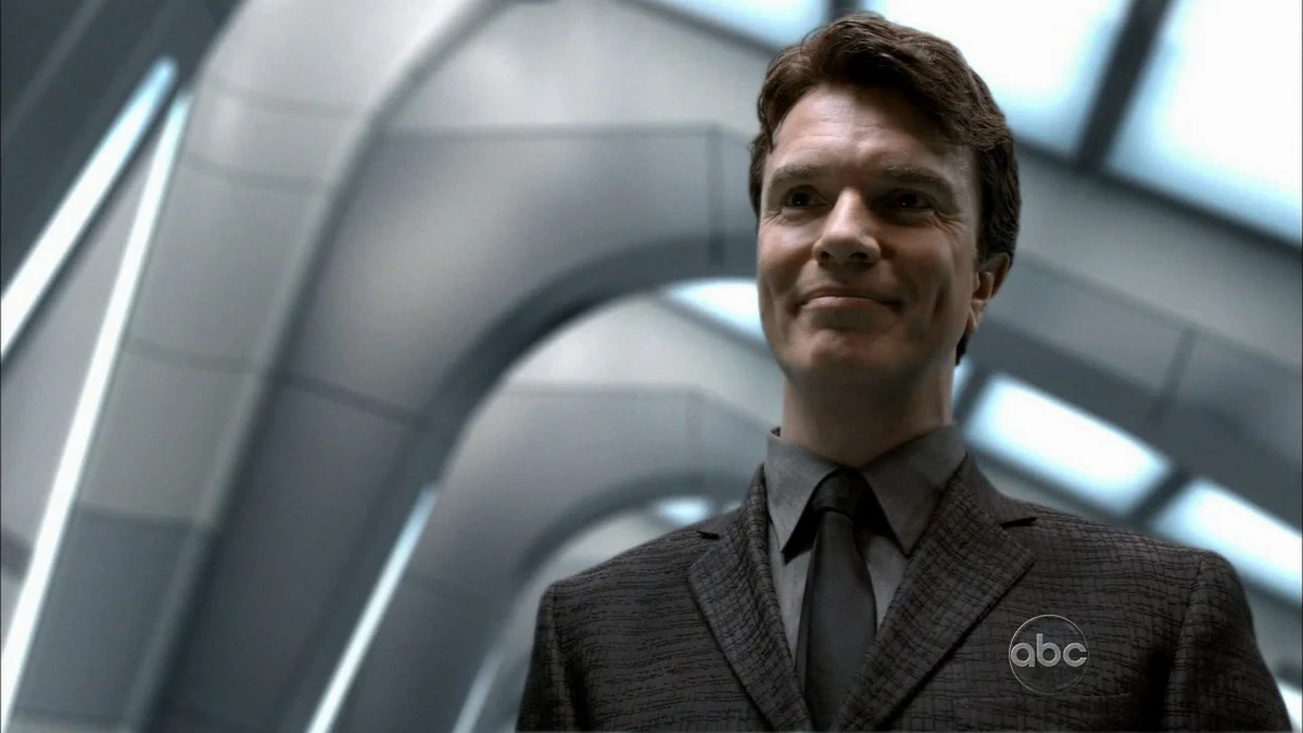 Commander | V | Fandom