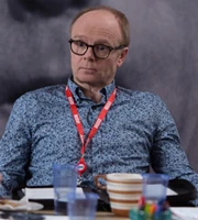Simon Harwood | W1A Wikia | Fandom