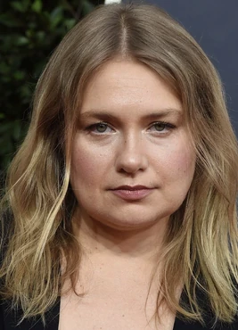 Merritt Wever | Walking Dead Wiki | Fandom