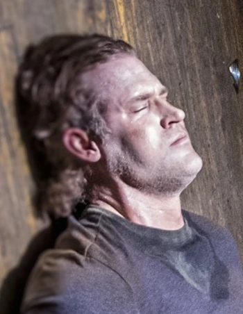 Savior 32 (TV Series) | Walking Dead Wiki | Fandom