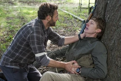 Aaron (TV Series)/Relationships | Walking Dead Wiki | Fandom