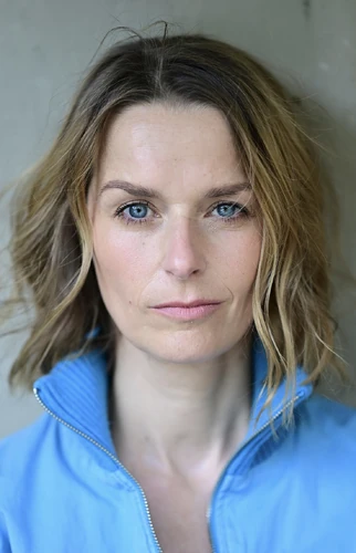 Franziska Endres | Walking Dead Wiki | Fandom