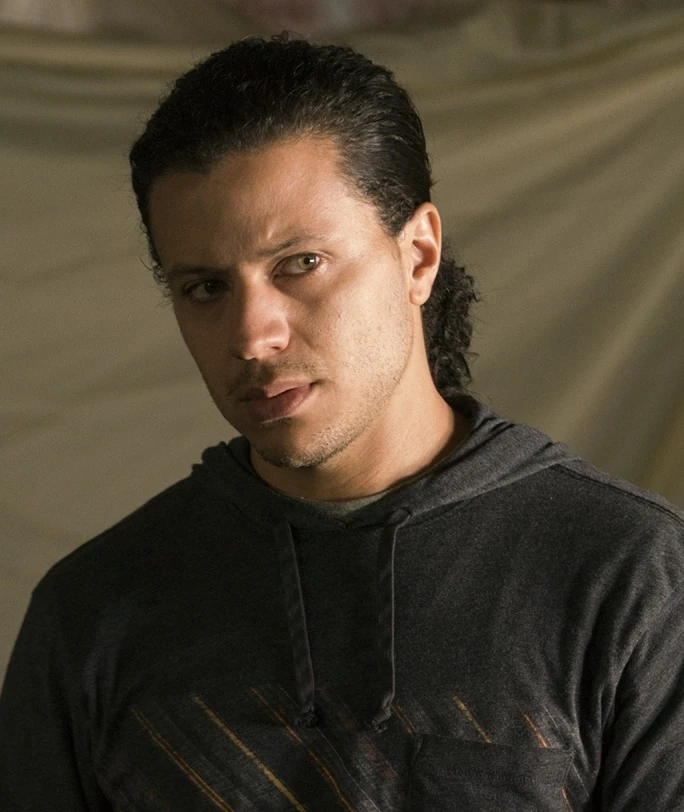 Hector Reyes | Wikia The Walking Dead tiếng Việt | Fandom