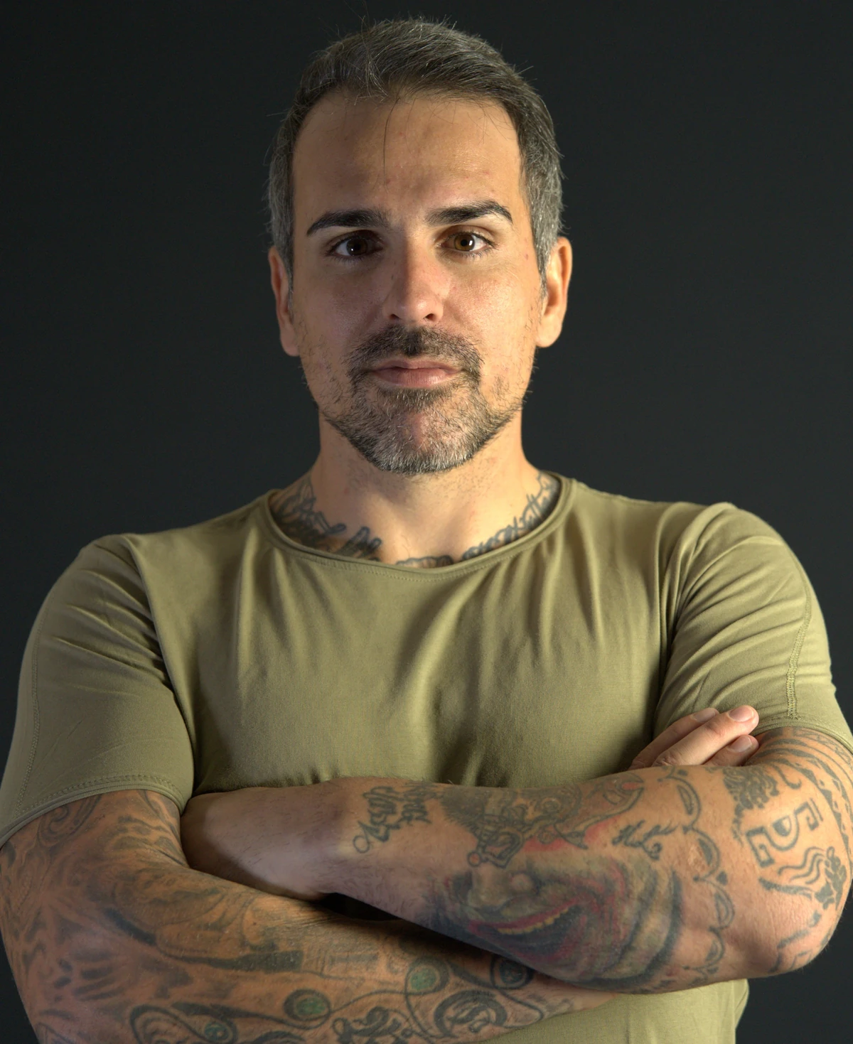 Luis Cros | Walking Dead Wiki | Fandom