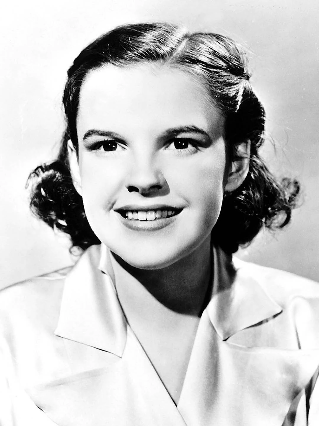 Judy Garland | Walt Disney Animation Studios Wikia | Fandom