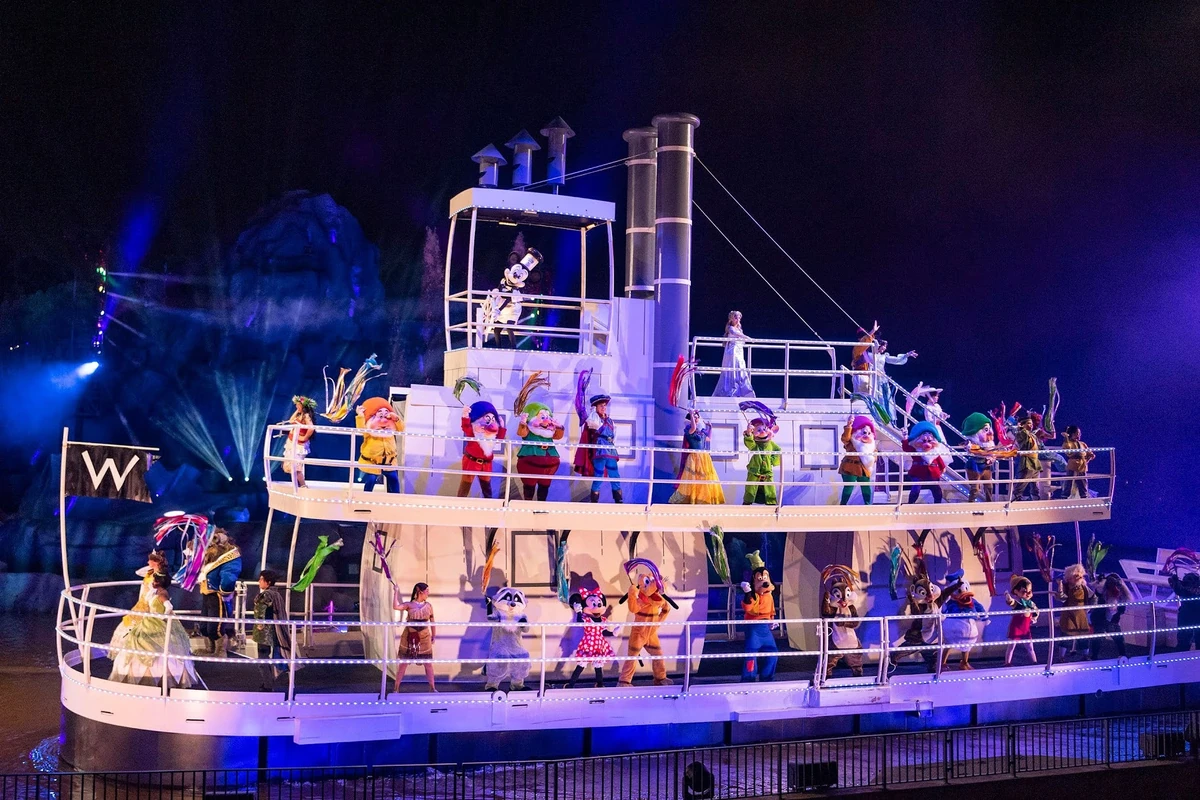 Fantasmic! (song) | Walt Disney Animation Studios Wikia | Fandom