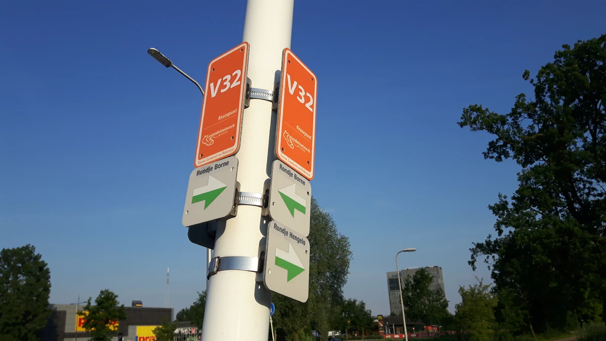 V32 (Hengelo) | WandelroutesOverijssel wiki | Fandom