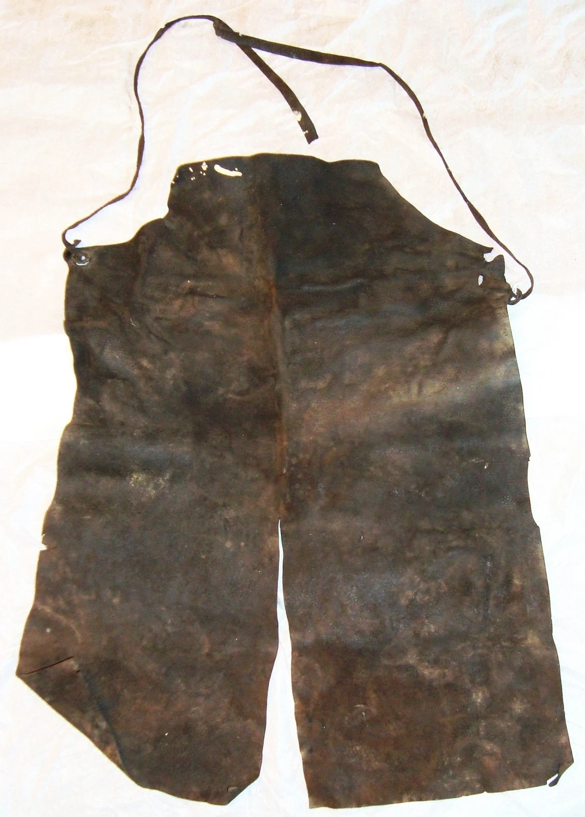 Ulrich Rülein von Calw's Leather Mining Apron | Warehouse 13 Artifact ...
