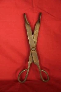Georg Wilhelm Richmann's Metal Tongs | Warehouse 13 Artifact Database ...