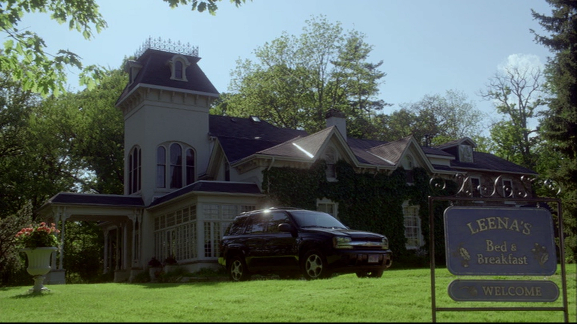 Leena's Bed and Breakfast | Warehouse 13 Wiki | Fandom