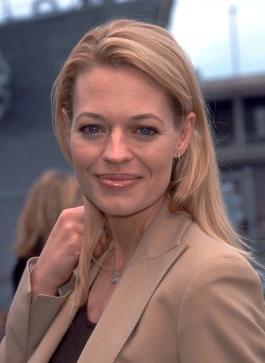Jeri Ryan | Warehouse 13 Wiki | Fandom