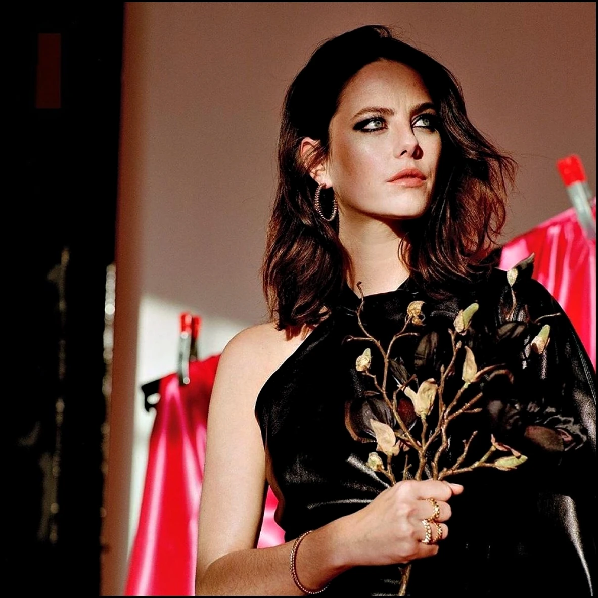 Lorana Blackwood (Rogue Magic) | Warehouse13:NextGeneration Wiki | Fandom