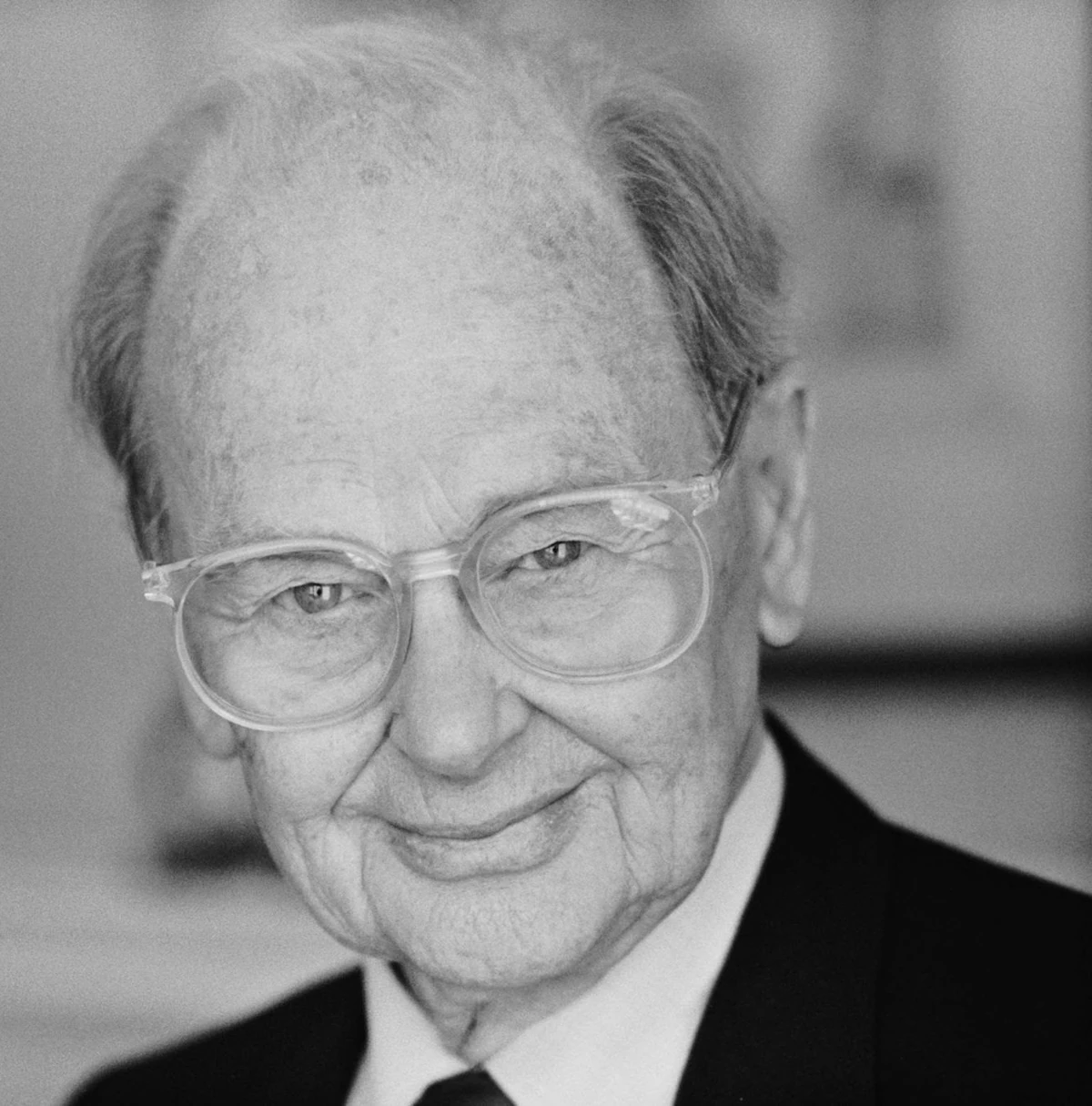 Peter Scott | Warner Bros. Entertainment Wiki | Fandom