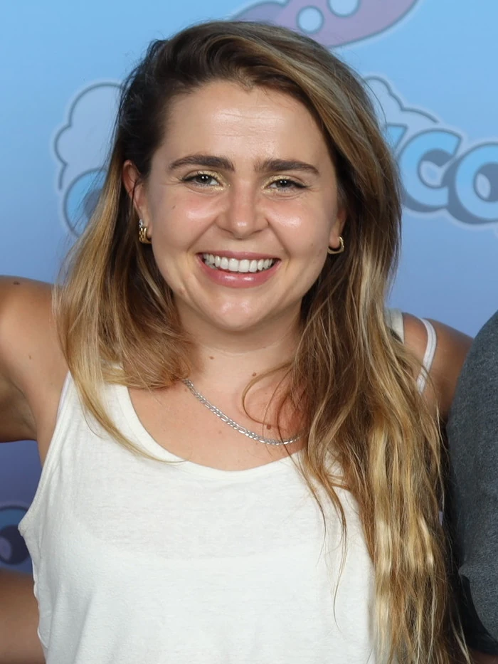 Mae Whitman | Warner Bros. Entertainment Wiki | Fandom