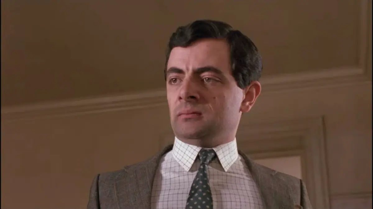 Mr. Stringer | Warner Bros. Entertainment Wiki | Fandom