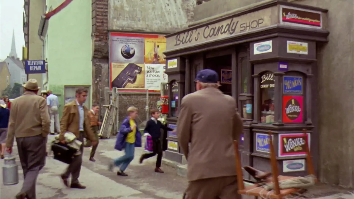 Bill's Candy Shop | Warner Bros. Entertainment Wiki | Fandom