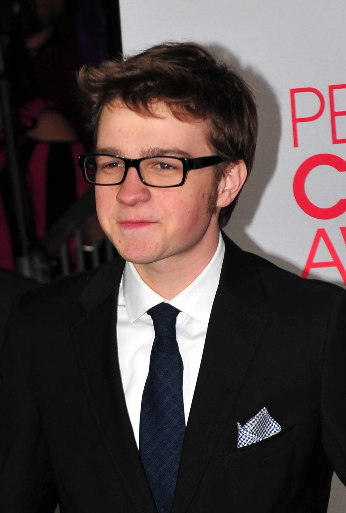 Angus T. Jones | Warner Bros. Entertainment Wiki | Fandom