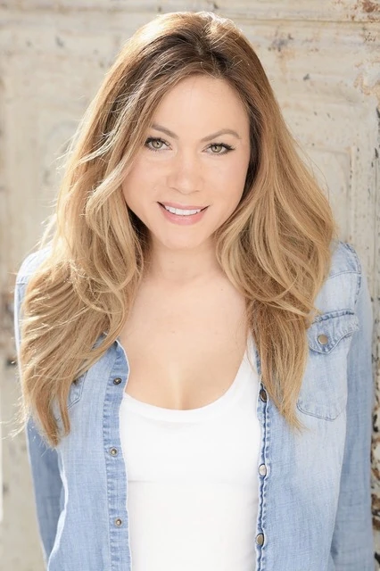 Jennifer Roa | Warner Bros. Entertainment Wiki | Fandom