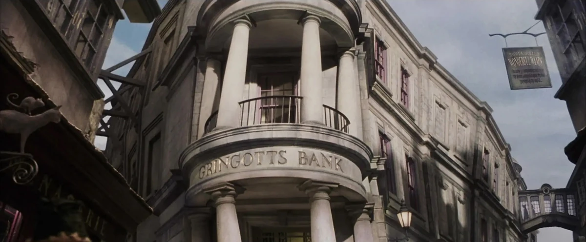 Gringotts Wizarding Bank | Warner Bros. Entertainment Wiki | Fandom
