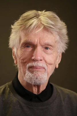 Tom Skerritt | Warner Bros. Entertainment Wiki | Fandom