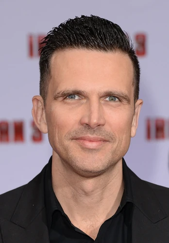 Ashley Hamilton | Warner Bros. Entertainment Wiki | Fandom