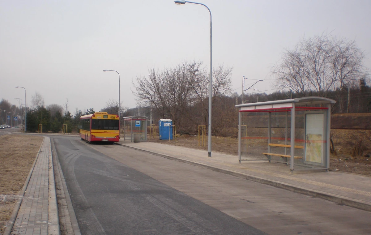 Zespół przystankowy Gocławek Wschodni | Warszawikia | Fandom