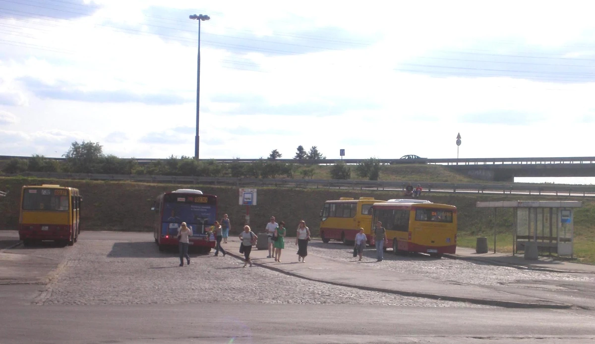 Zespół przystankowy Żerań FSO | Warszawikia | Fandom