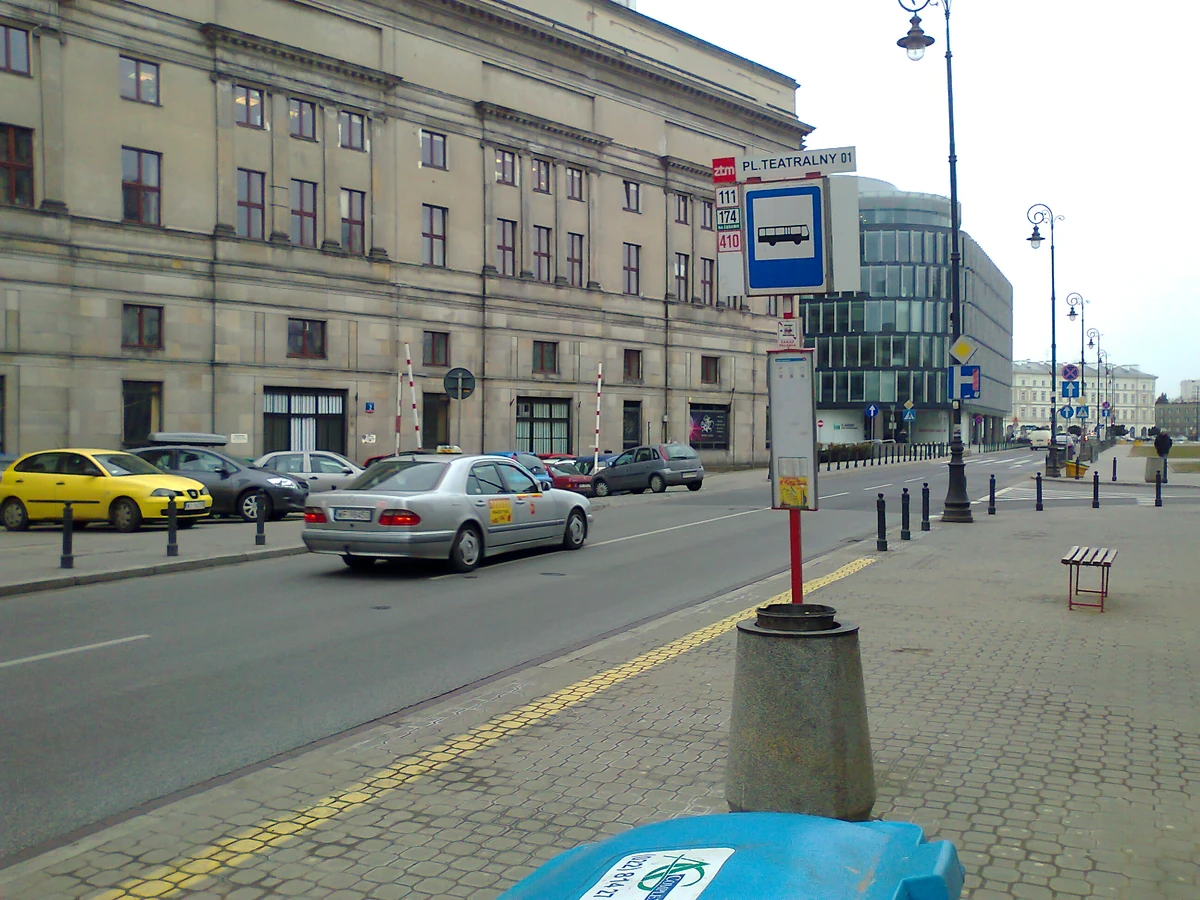 Zespół przystankowy Plac Teatralny | Warszawikia | Fandom