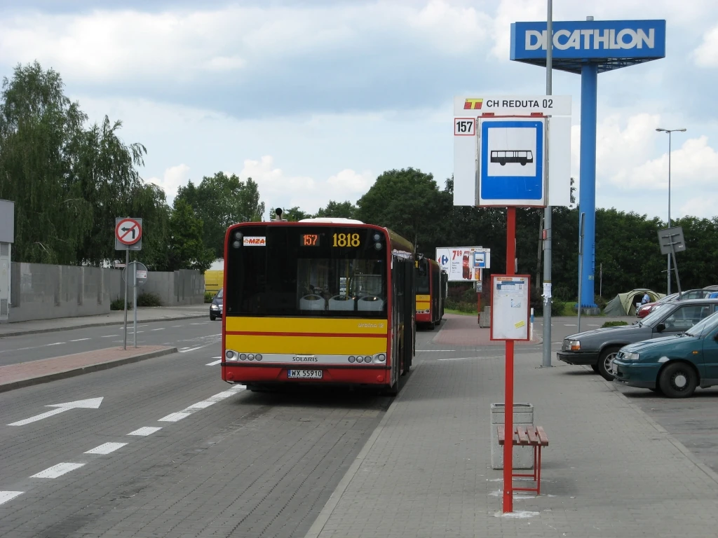 Zespół przystankowy CH Reduta | Warszawikia | Fandom