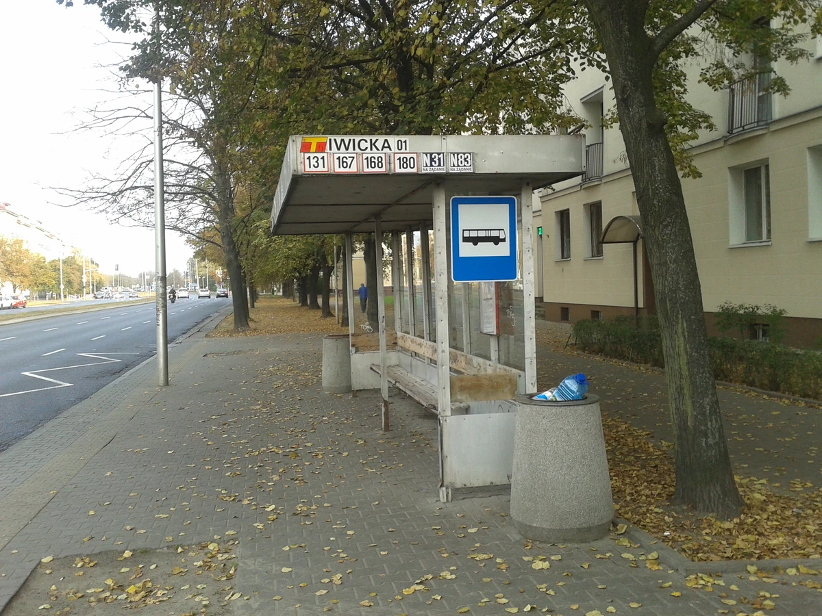 Zespół przystankowy Iwicka | Warszawikia | Fandom