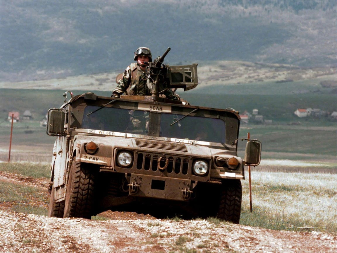 Humvee | War Vehicles Wiki | Fandom