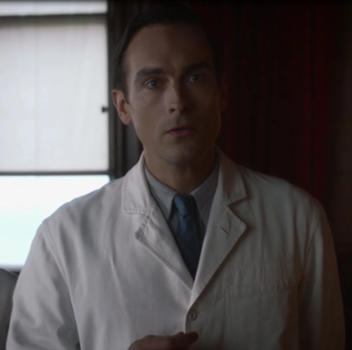 Mr. Phillips | Watchmen Wiki | Fandom