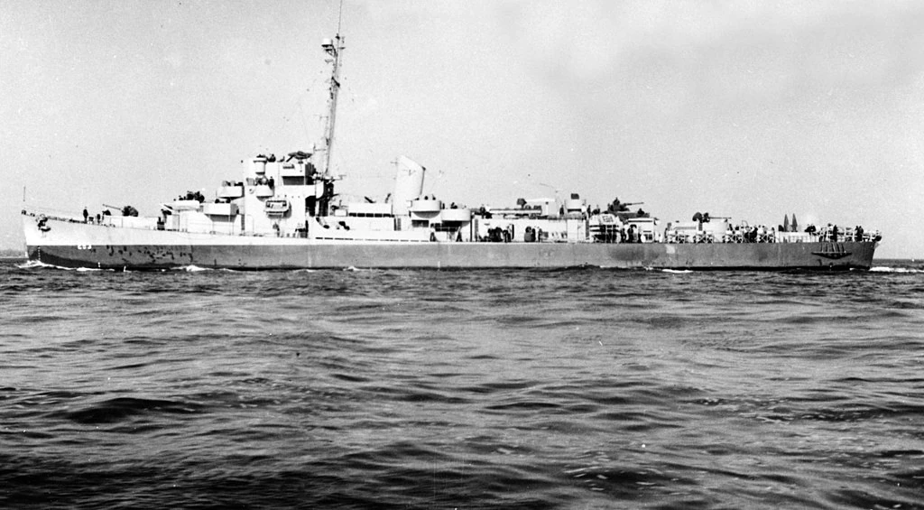 USS Pettit | Boats, Ships, and Watercraft Wiki | Fandom