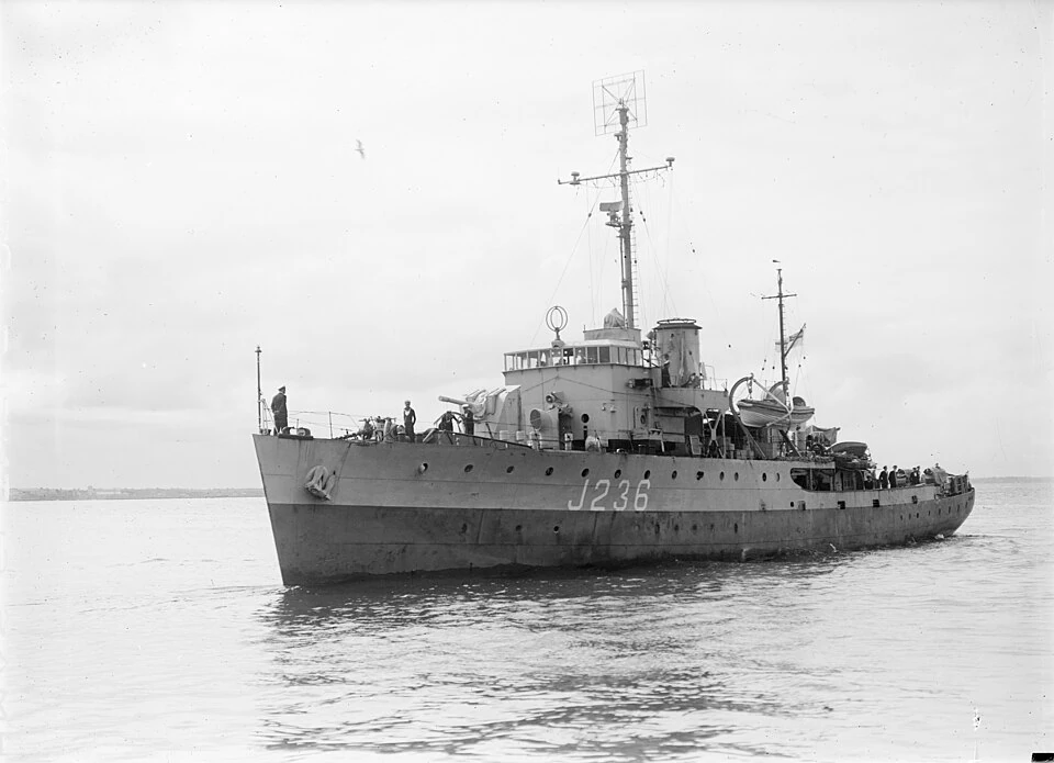 HMAS Glenelg (J236) | Boats, Ships, and Watercraft Wiki | Fandom