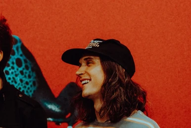 Awsten Knight Rock Singer Wiki Bio Age Height Weight