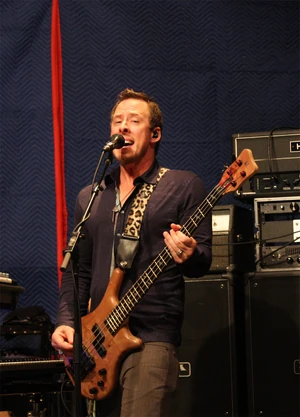Scott Shriner | Weezer Wiki | Fandom