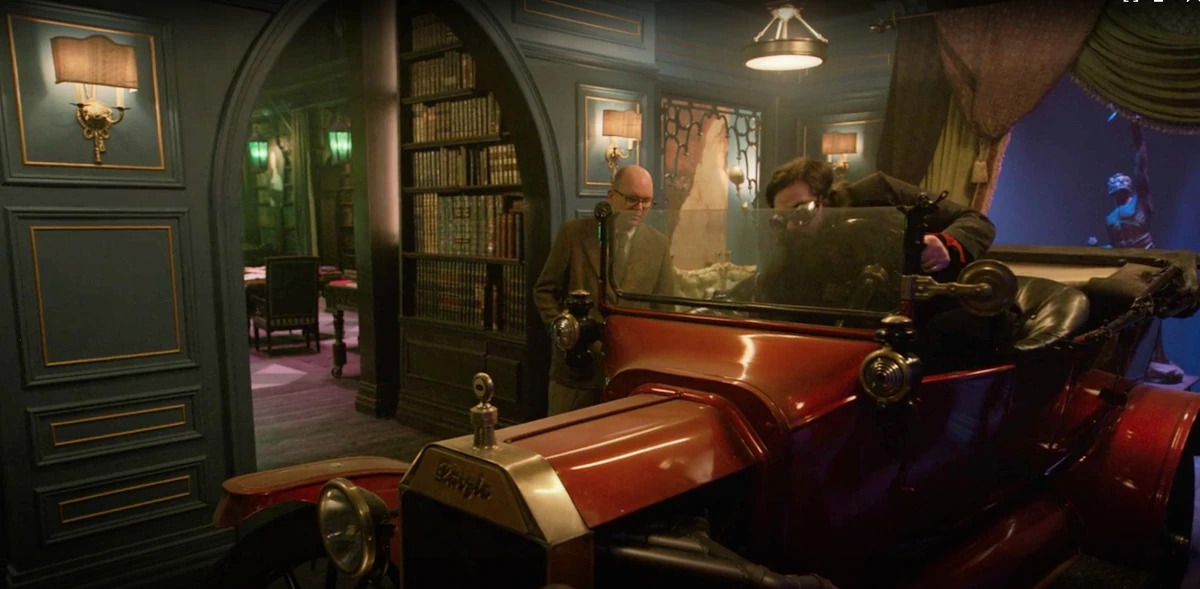 Stutz Laszlo | What We Do in the Shadows Wiki | Fandom