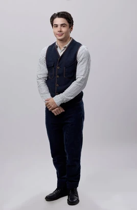 Oliver Garrett | When Calls the Heart Wiki | Fandom