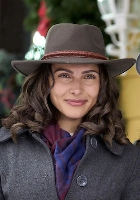 Lucie Clay | When Calls the Heart Wiki | Fandom